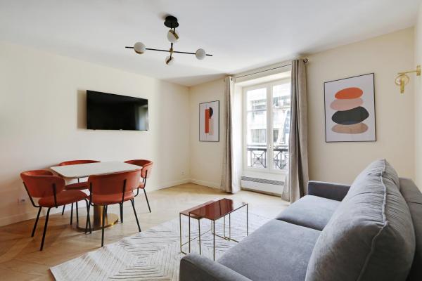 Pick A Flat's Apartments In Saint-lazare - Rue De Londres - Paris 1er Arrondissement