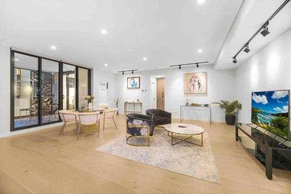 Luxury 3 Bedroom Apartment In Ryde - Sydney