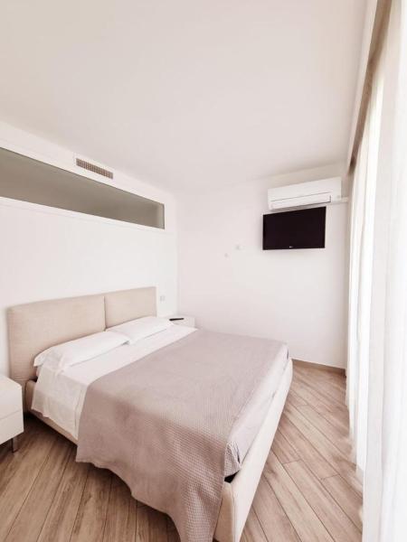 Bmp Apartment Orchidea Piscina, Giardino E Spiaggia Con Molo - Peschiera del Garda