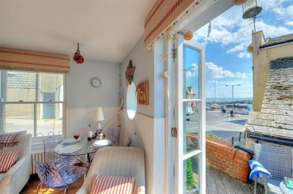 Seaside - Lyme Regis