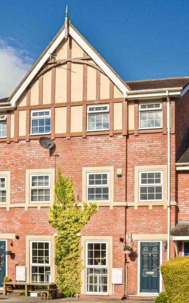 Holland House, Walton-le-dale, Preston - Preston