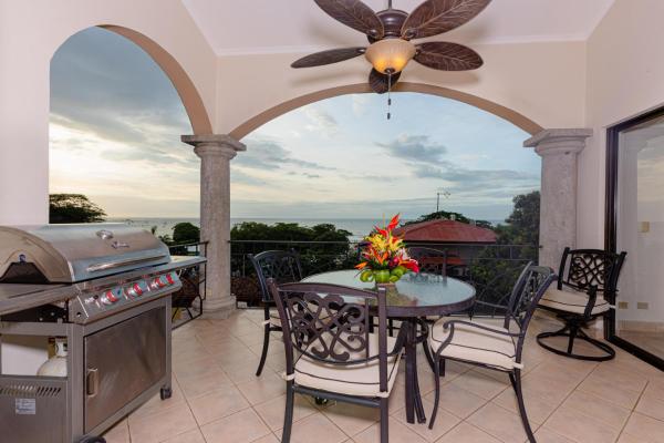 Sunrise 48- 3 Bedroom Ocean View Penthouse Condo - Tamarindo