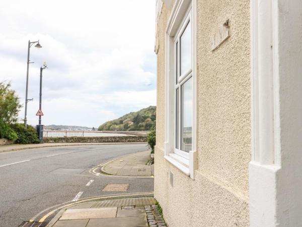 Gadlys House 62 - Beaumaris