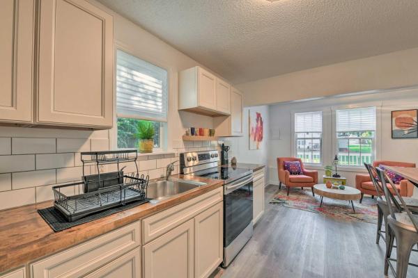 The Blackberry Place In Charlotte Fire Pit - Charlotte, NC