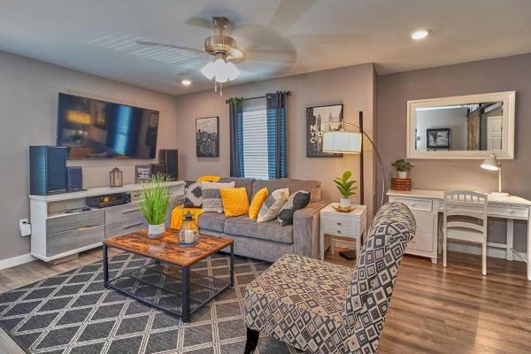 Cozy Haven Attached To Million Home - South Tampa - Aéroport de Tampa (TPA)