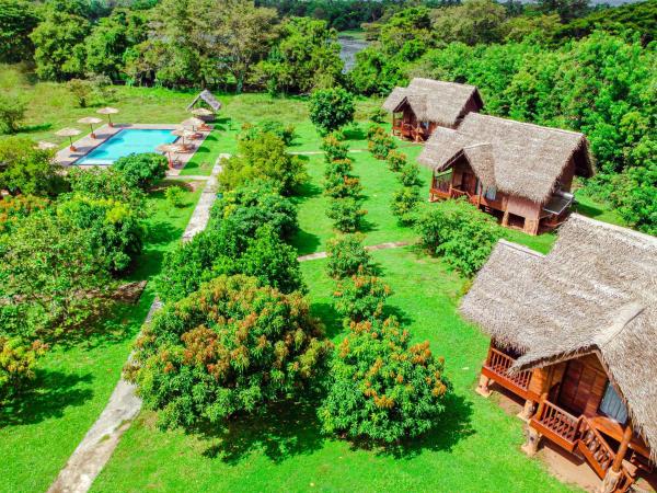 Sigiriya Water Cottage - Sri Lanka