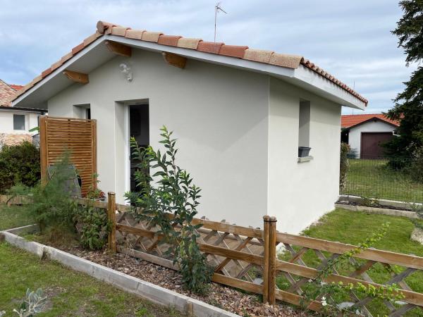 Joli Studio Neuf Tout Equipé, Wifi - Marcheprime