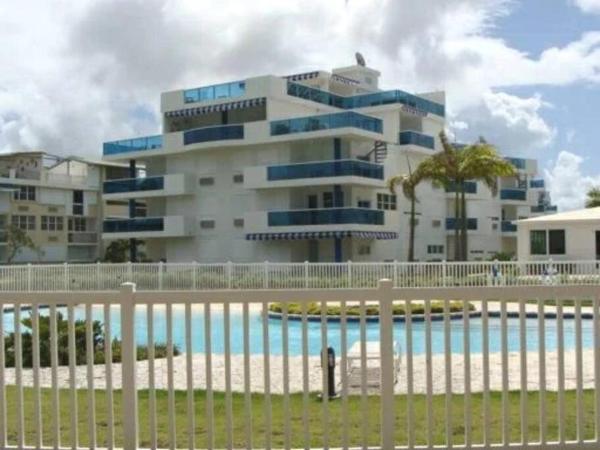Beautiful Beachside Apartment W/ Terrace, Balcony. - Puerto Rico