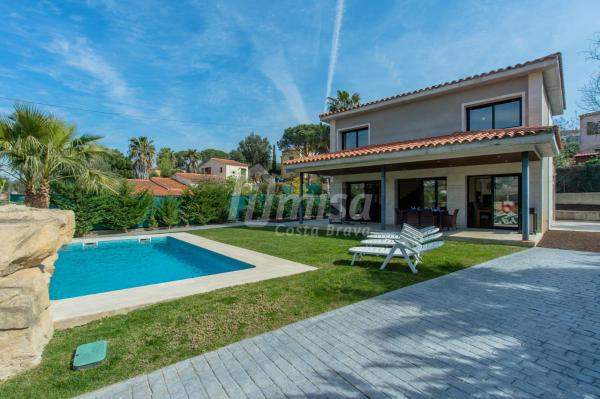 Oasis House - Calonge