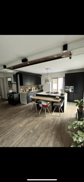 Luce Private Deluxe Apartment Near The Station - Aprica