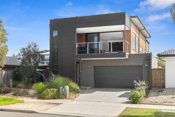 Bayview Luxe- Sleeping 14, Pet Friendly, Views- 4 Bedroom, Lounge With Sofa Beds - Leopold