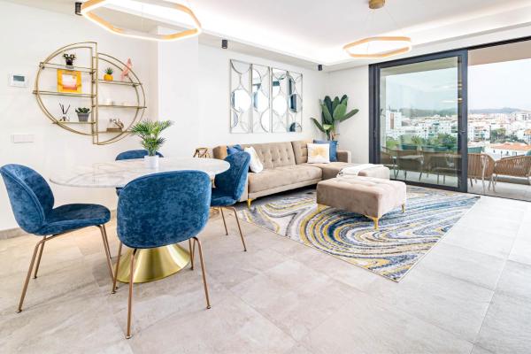 Inf25e- Tastefully Furnished Flat, Estepona Center - Estepona