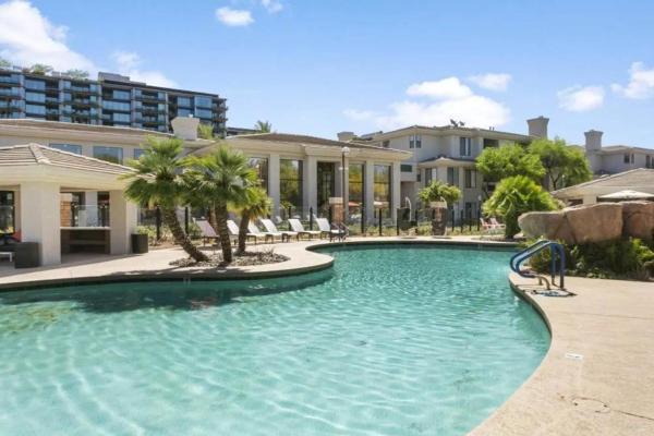 Cozysuites Oasis At Kierland Commons - Arizona