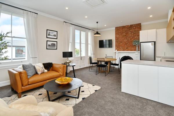 Kaiapoi Luxury Accommodation 1 - Bookahome - Pegasus
