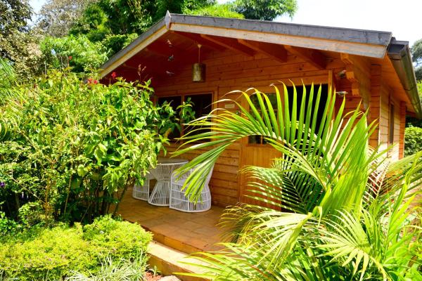 Severine Cottages And Lounge Ltd -