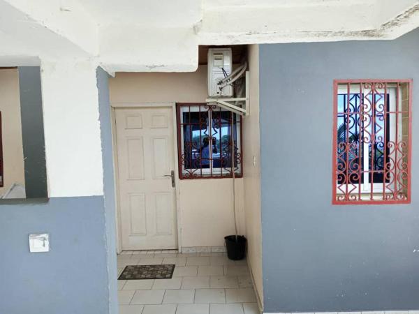 Remarkable 1 Bedroom Flat In Bonaberie Ancienne - Douala