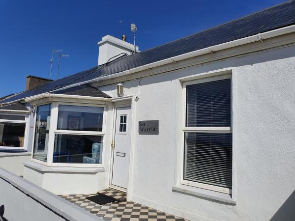 Sea Warrior - A Bungalow That Sleeps 6 Guests In 3 Bedrooms - Kilkee