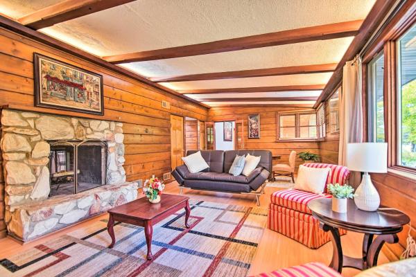 Fox River Grove Home Pets Welcome! - Algonquin, IL