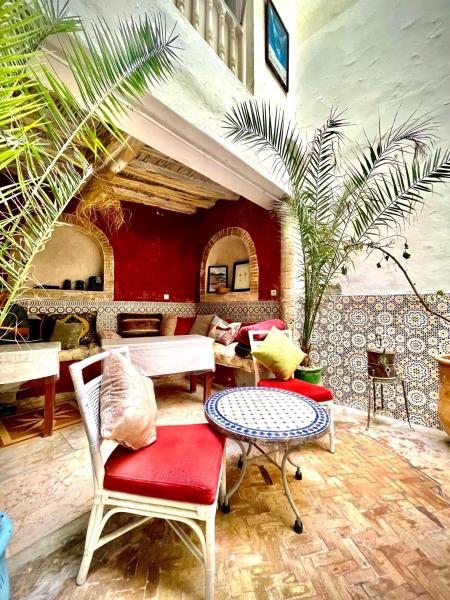 Essaouira Youth Hostel & Social Travel - Essaouira