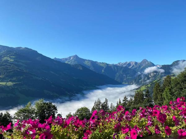 Ferienhaus Zillertal Panorama Blick Balkon Sauna - Zell am Ziller