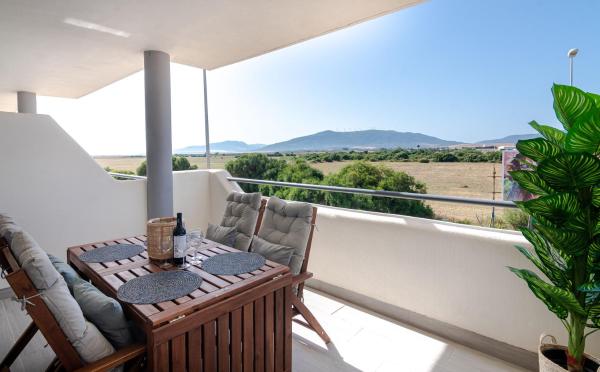 Apt W Beach/mountain Views, Pool And Parking - Tarifa