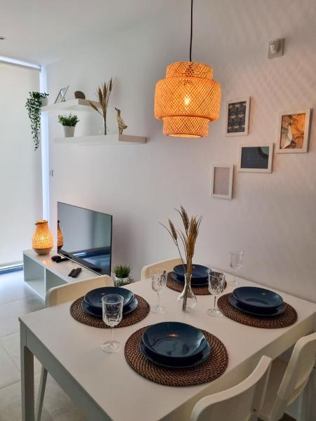 Brand New - Massive Studio - E1 - Self Catering - Algeciras
