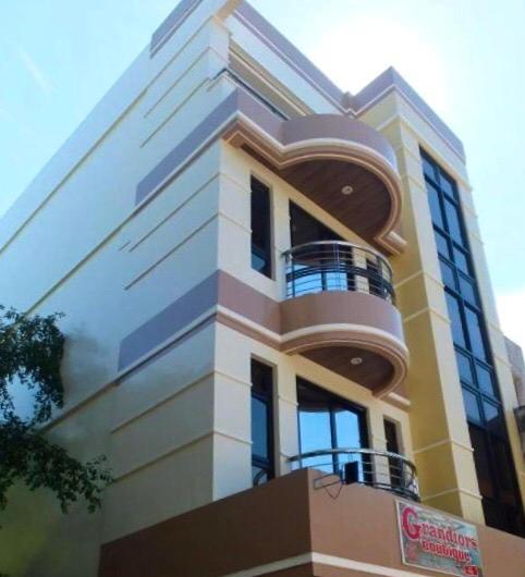 Hilfrans Lodge - Bantay