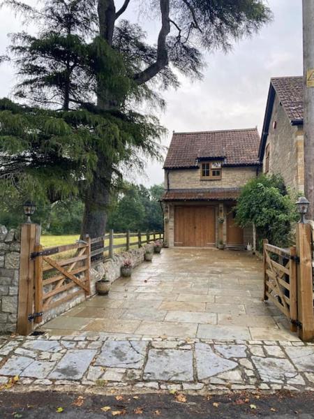 Character 1 Bedroom Country Annex In West Camel - Sherborne