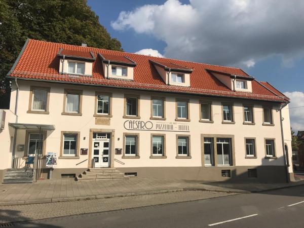 Caesaro Hotel & Pizzeria - 20 Jahre Familienunternehmen - Bad Iburg