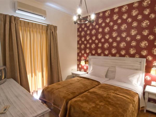 Fotis Rooms - Амальяс