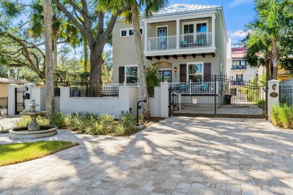Stonewall House - St. Augustine, FL