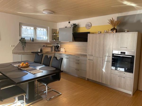 Helle, Gemütliche, Kühle,moderne Wohnung Nähe Europapark, Straßburg, Schwarzwald - Durbach
