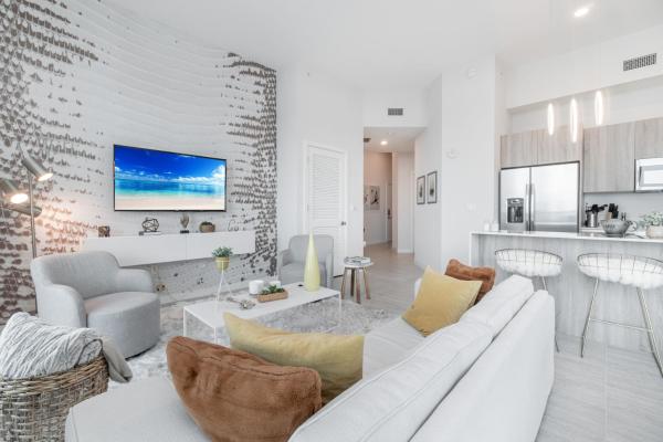 Luxury New Condo At Miami Design District - Miami