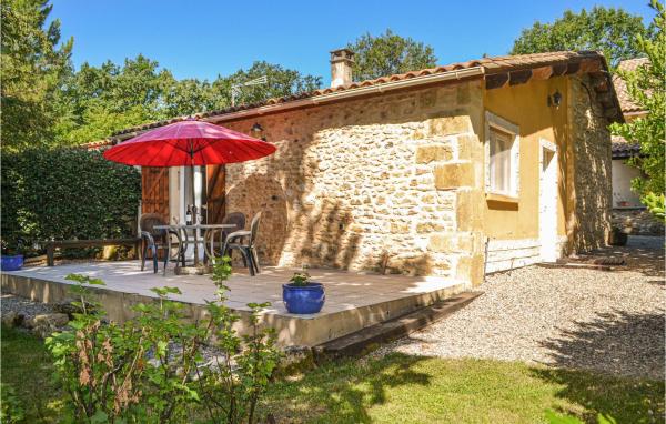 2 Bedroom Beautiful Home In Lolme - Dordogne