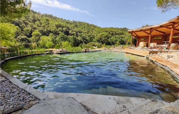 Stunning Home In Uchaux - Orange