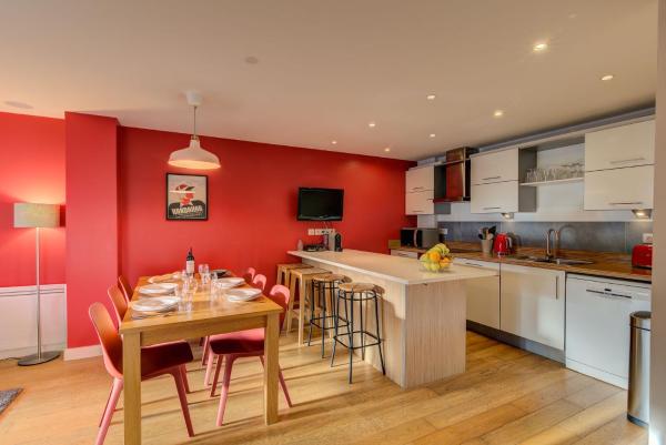 Biolay 2, Alpes Agency, Central Chamonix, Sleeps 4-6 - Les Praz de Chamonix