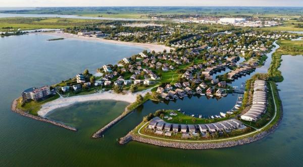 Beach Resorts Makkum - Harlingen