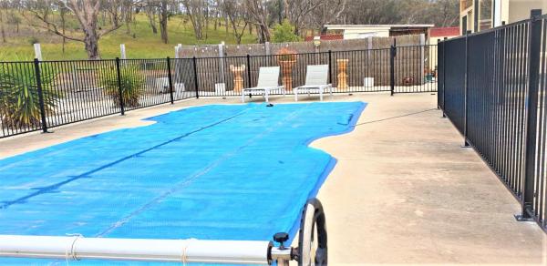 Alma Retreat/pool/king-7 Beds/pets/1 Bath/2toilets - Maryborough Railway Station