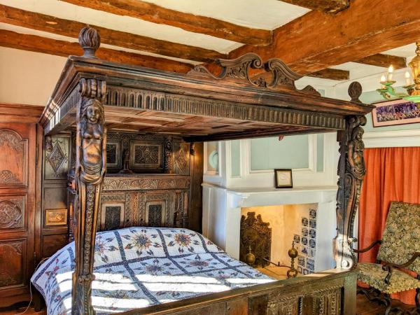 House Of Secrets - Finistère