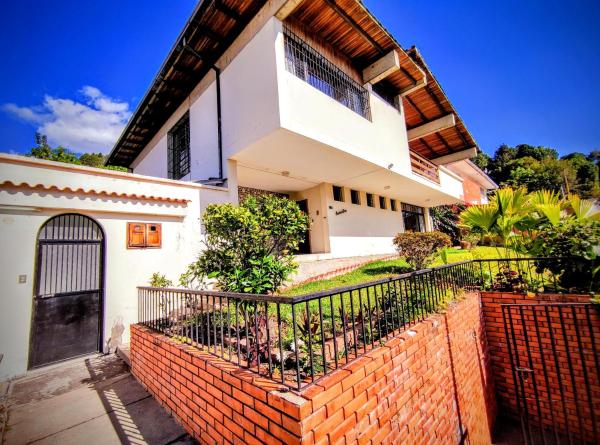 Casa Cumbre Mérida, Espectacular Vista, Ubicación Y Comodidad - Venezuela