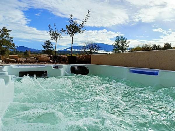 Gîte De Charme Avec Jacuzzi Face Au Mont Ventoux - Malaucène