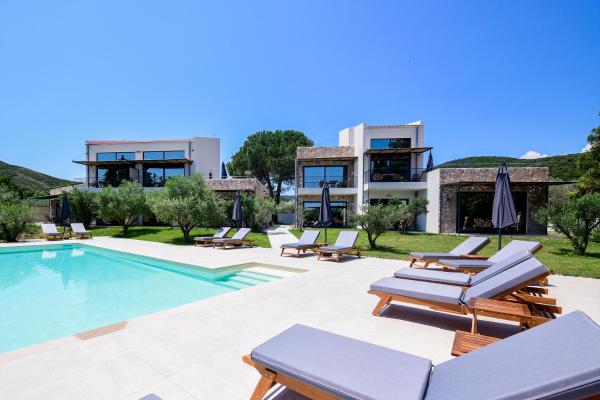 Elies Aesthetic Living - Кавала