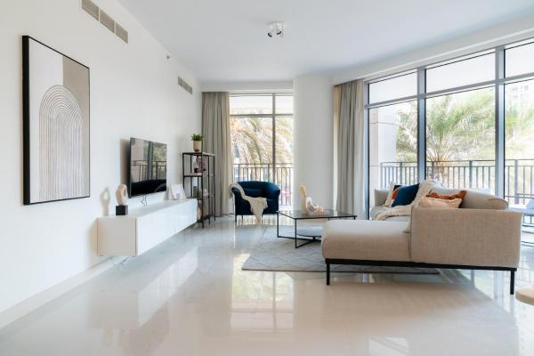 Higuests - Elegant Apt With Terrace Minutes From Burj Khalifa - Dubai