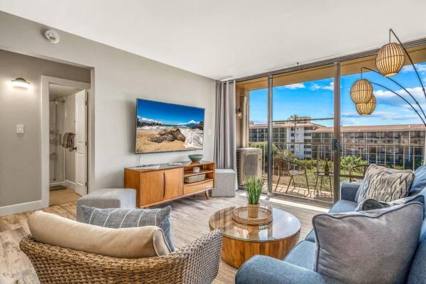 Centrally Located Elegant Vistas - Kihei, HI