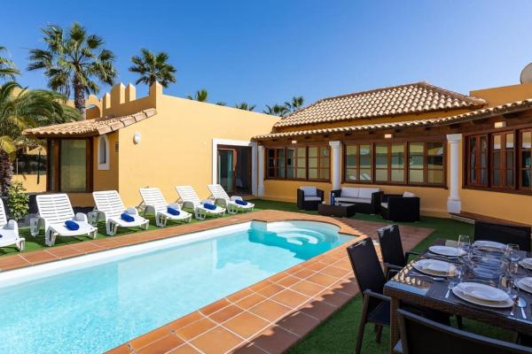 Villa Helen - Heated Pool Wifi Smarttv Barbecue - Corralejo