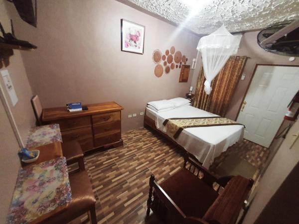 Mesmerize Guest House - Port Antonio