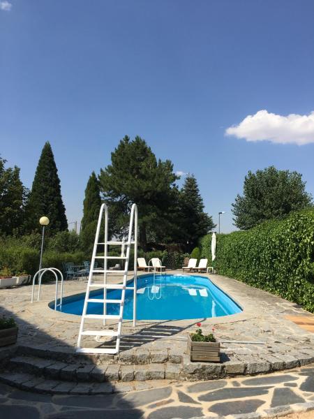 Villa Aurelia - Casa De Campo Con Jardín Y Piscina Entre Madrid Y Segovia - Ségovie