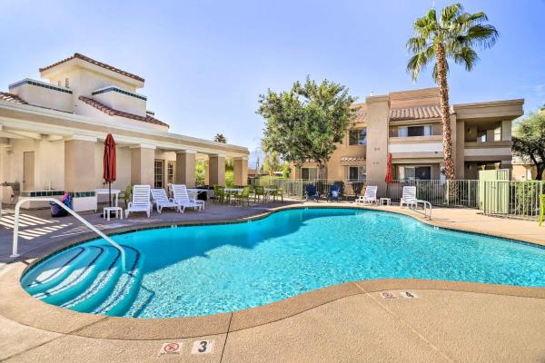 Steps To Pool & Spa: Palm Desert Condo - Palm Desert, CA