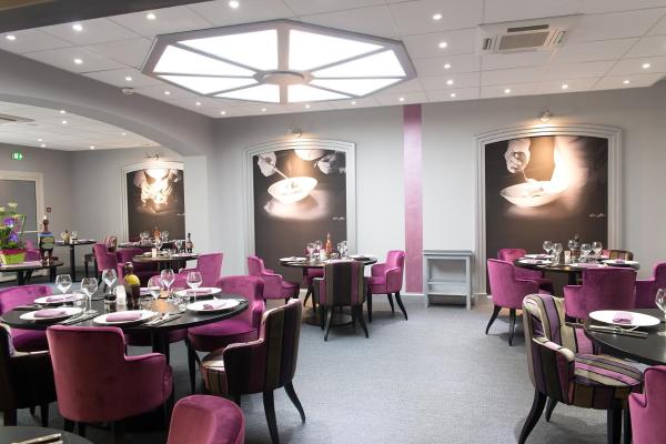 Logis Hôtel De France Restaurant Le Lucullus - Montmorillon
