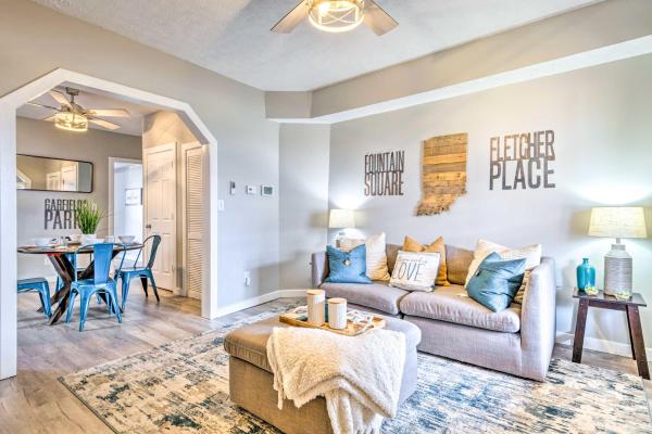 Pet-friendly Indianapolis Townhome With Yard! - Indianapolis, IN